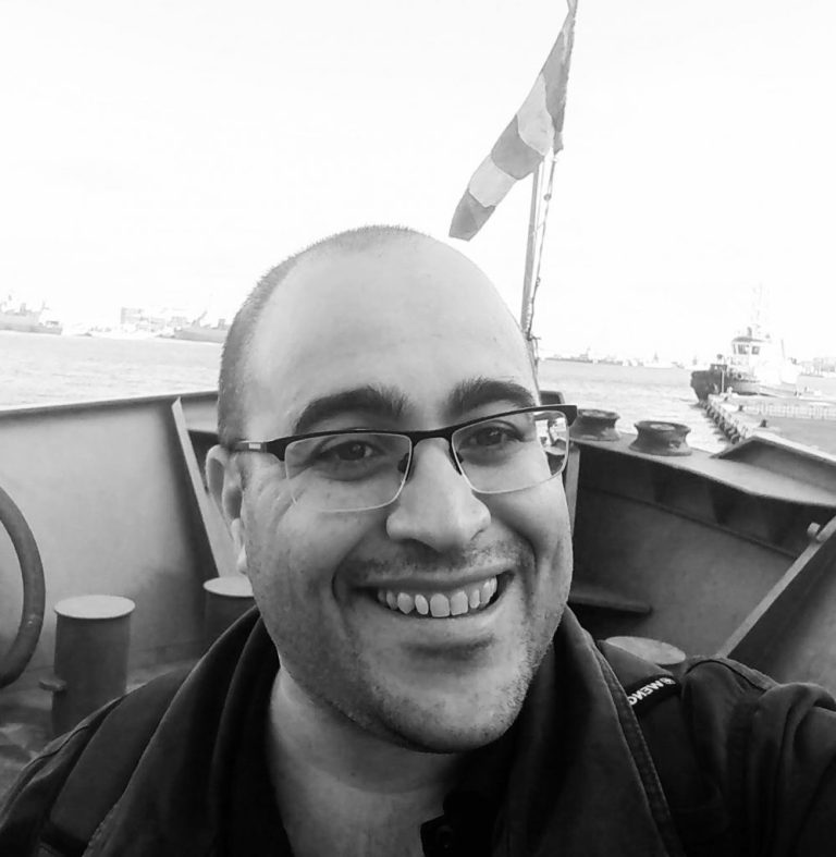 Amir Bitan - חקר הימים